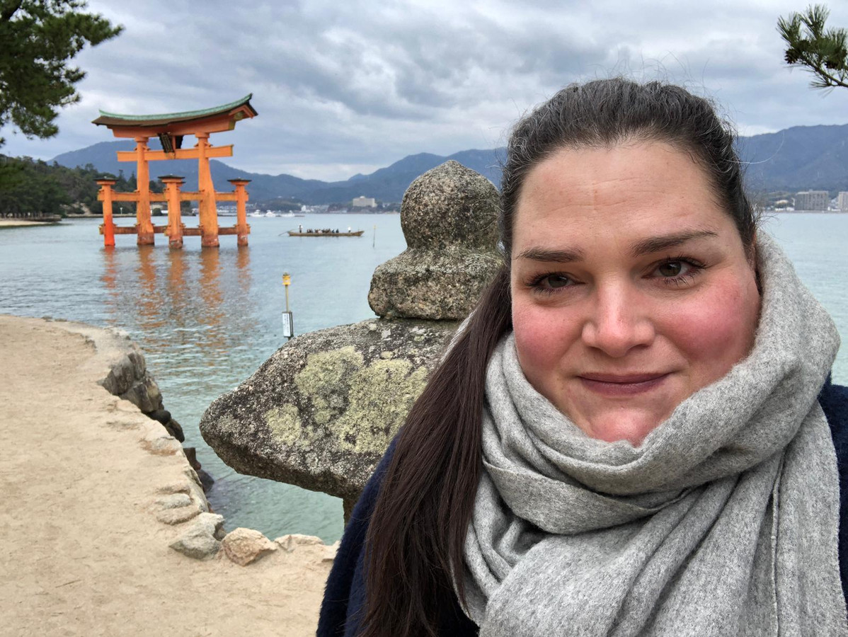 ‘Mijn huilbui overviel me. Ik was bang dat mijn collega’s me hysterisch ...