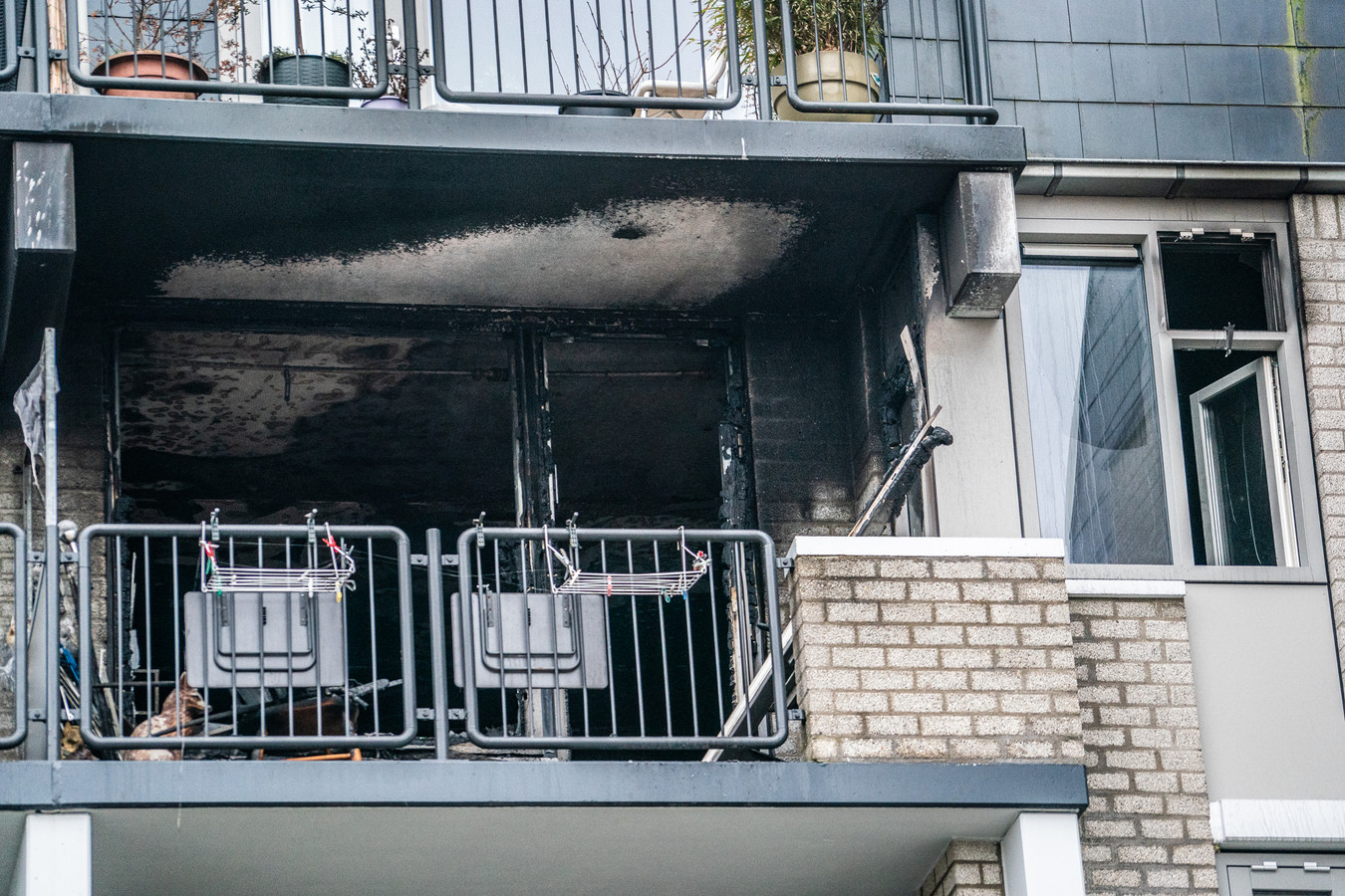 Groot verdriet en woede om dood Angelique bij flatbrand Arnhem: ‘Ex ... Groot verdriet en woede om dood Angelique bij flatbrand Arnhem: ‘Ex ...