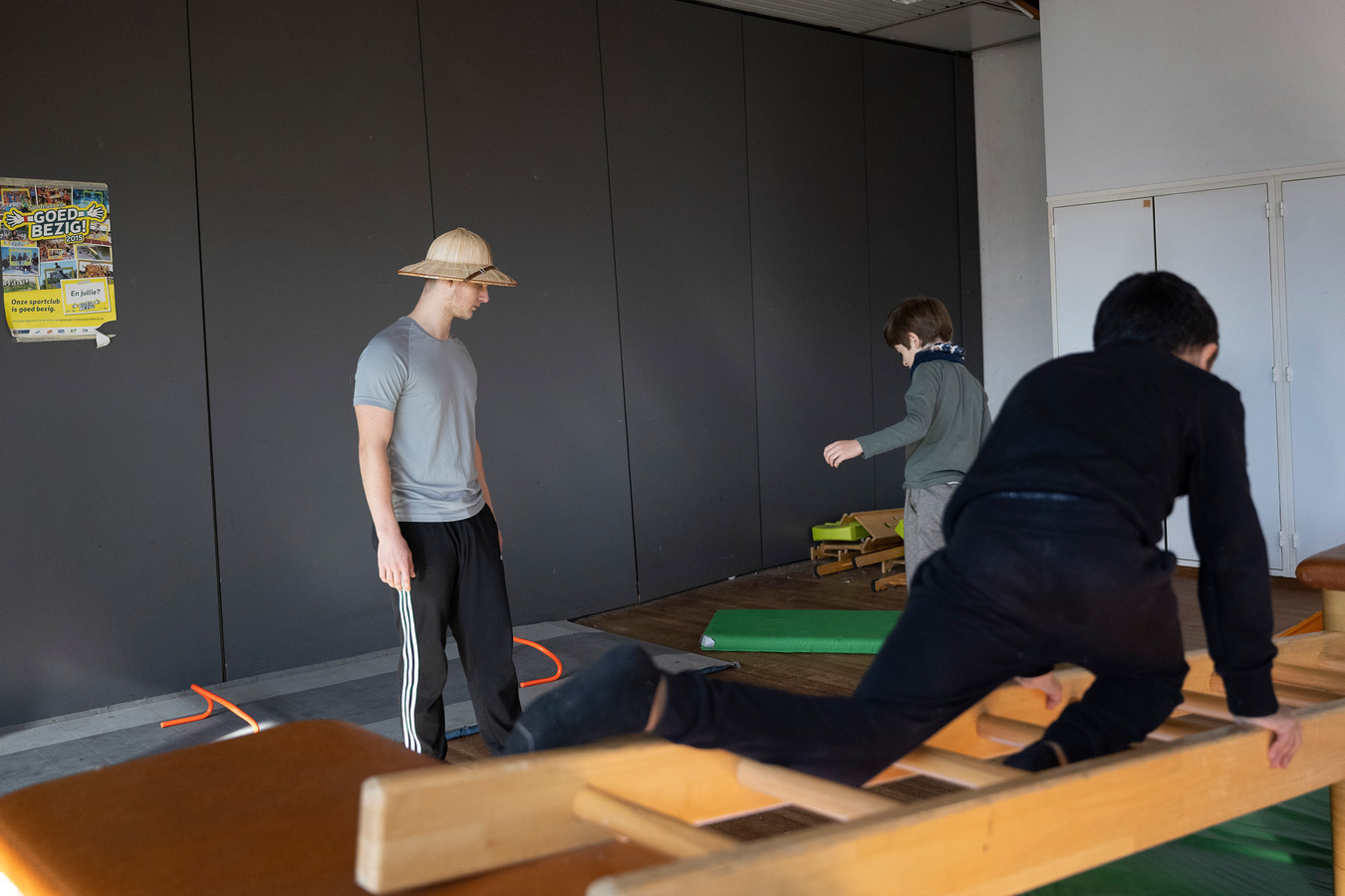 Leerlingen Atheneum geven wekelijks sportles aan kinderen van Boom Park ...