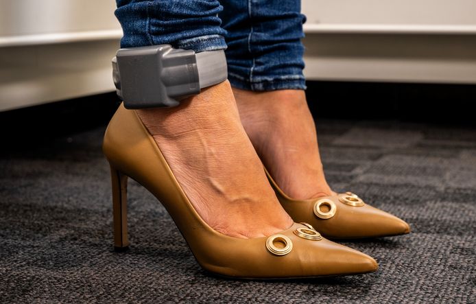 Enkelband is goed alternatief voor cel, zegt Nadia, die er zelf een ...