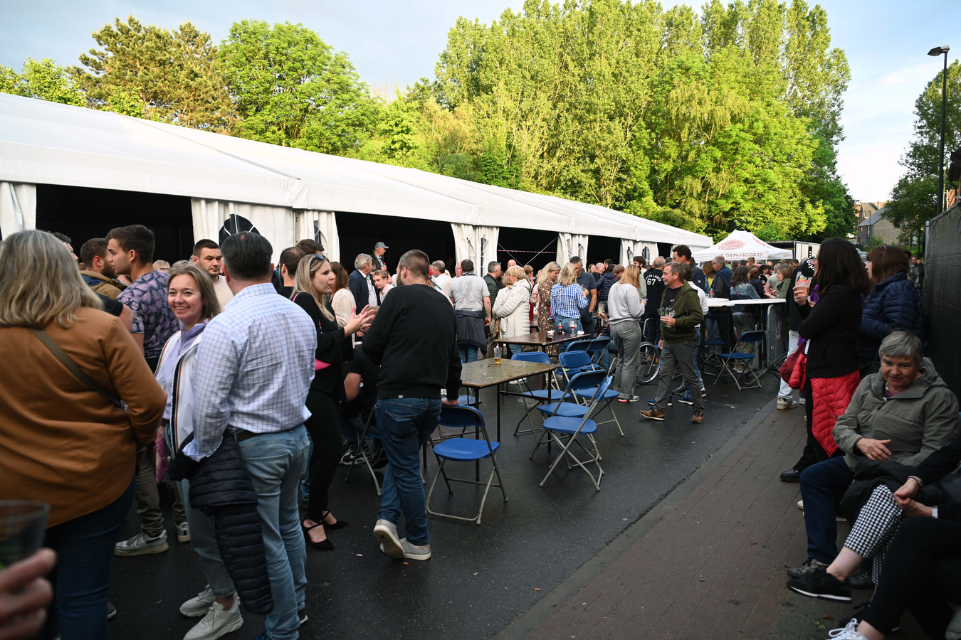 110 jaar café In den Congo: groot feestweekend met bekende artiesten ...