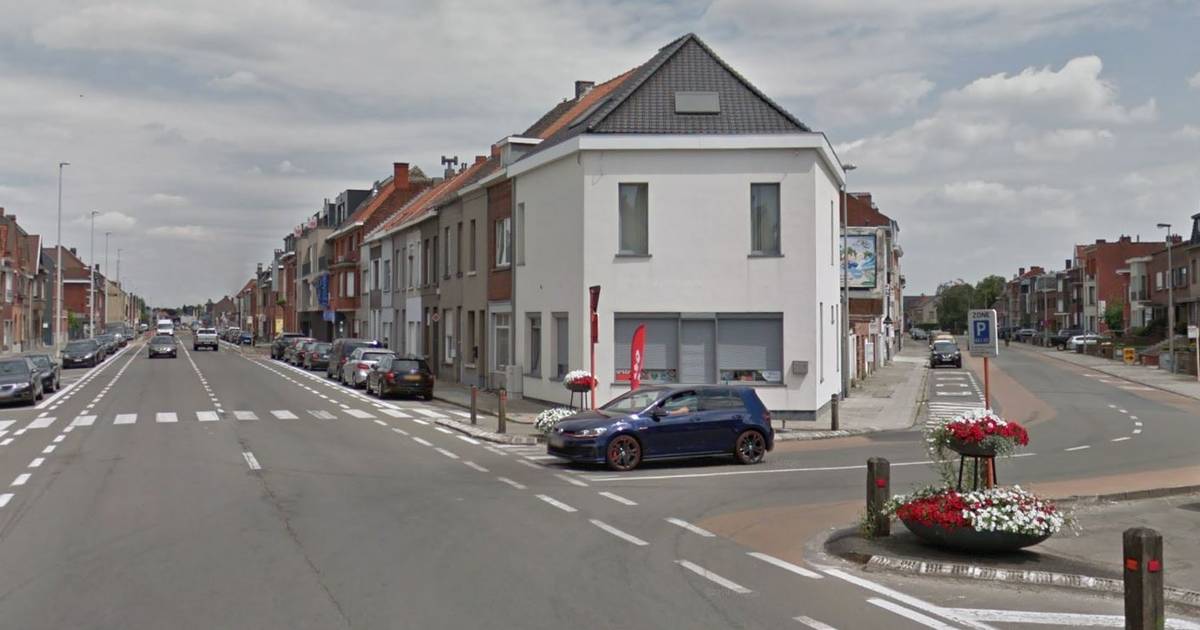 Kruispunt van Brugse- met Kuurnsesteenweg wordt veiliger voor fietsers en voetgangers, werken ...