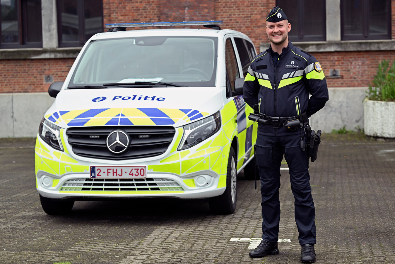 Plus visibles et plus confortables: voici les futurs uniformes de la police | Foto | 7sur7.be