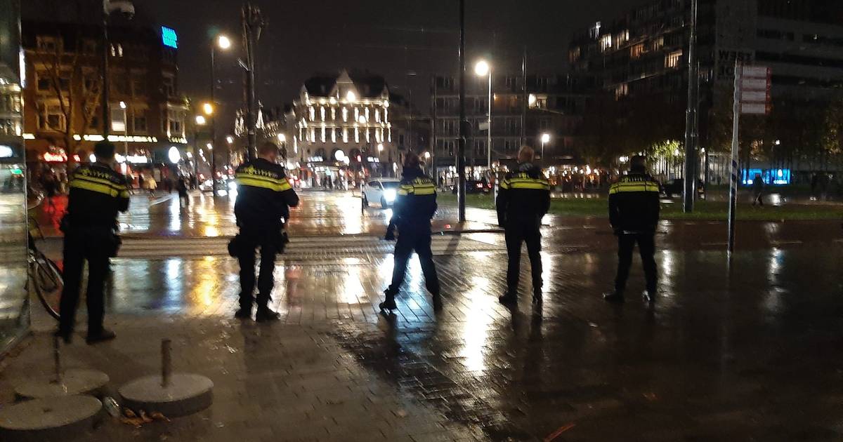 Ook in Nederland rellen na overwinning Marokko, politie moet in ...