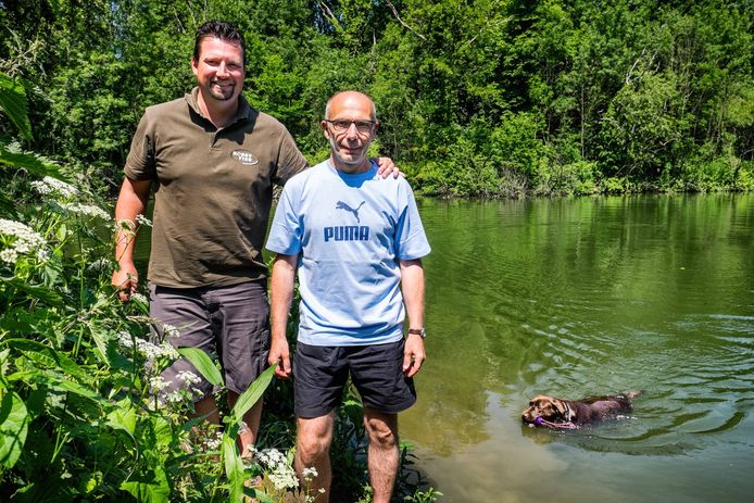 "Leg hondenzwemplaats aan bij fort" | Wommelgem | hln.be