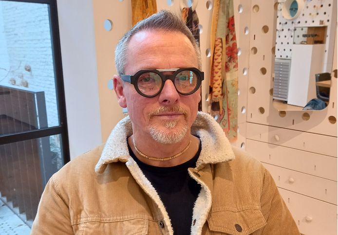 Geert laat familie achter om in een Hare Krishna-klooster te gaan wonen ...