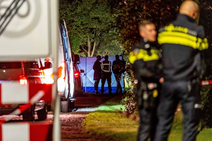 Agenten die Andries (28) uit Boelenslaan doodschoten niet vervolgd ...