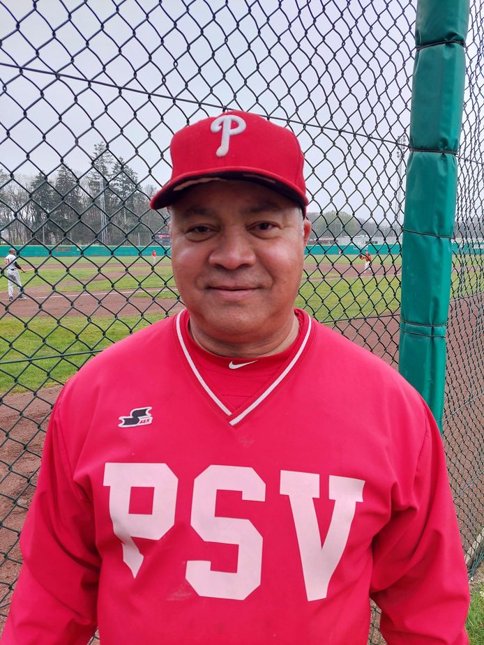 Voormalig Major League-speler Van den Hurk traint mee met oude liefde ...