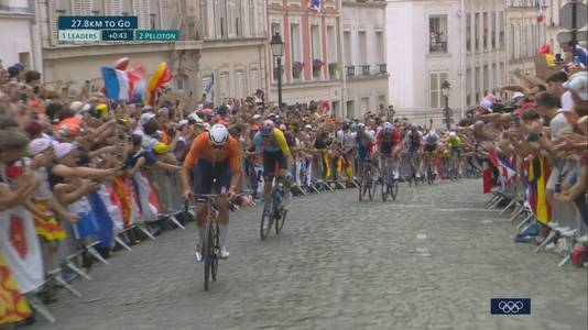 DUBBEL GOUD! Fenomenale Remco Evenepoel wint nu ook de olympische ...