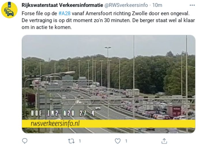 Flinke files op A28 bij Nijkerk door twee ongevallen op beide rijbanen | Nijkerk | destentor.nl