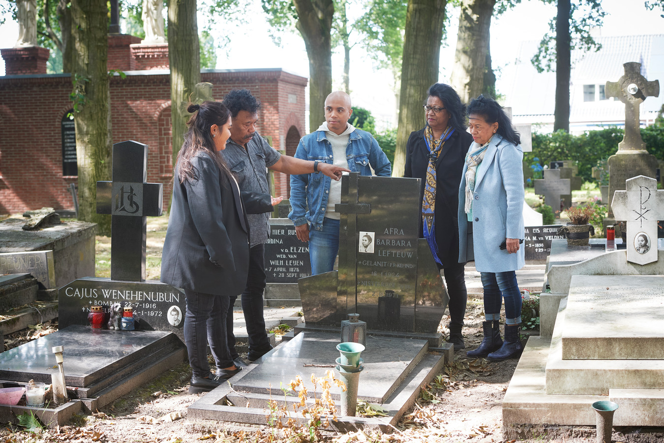 Bernheze wil monumentale status voor graven KNIL-militairen en partners ... Bernheze wil monumentale status voor graven KNIL-militairen en partners ...