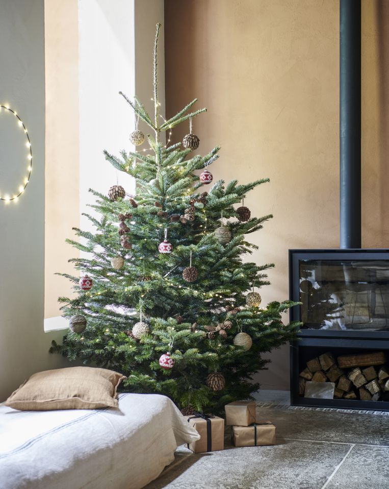 Kerstboom 3x anders stylen | Libelle