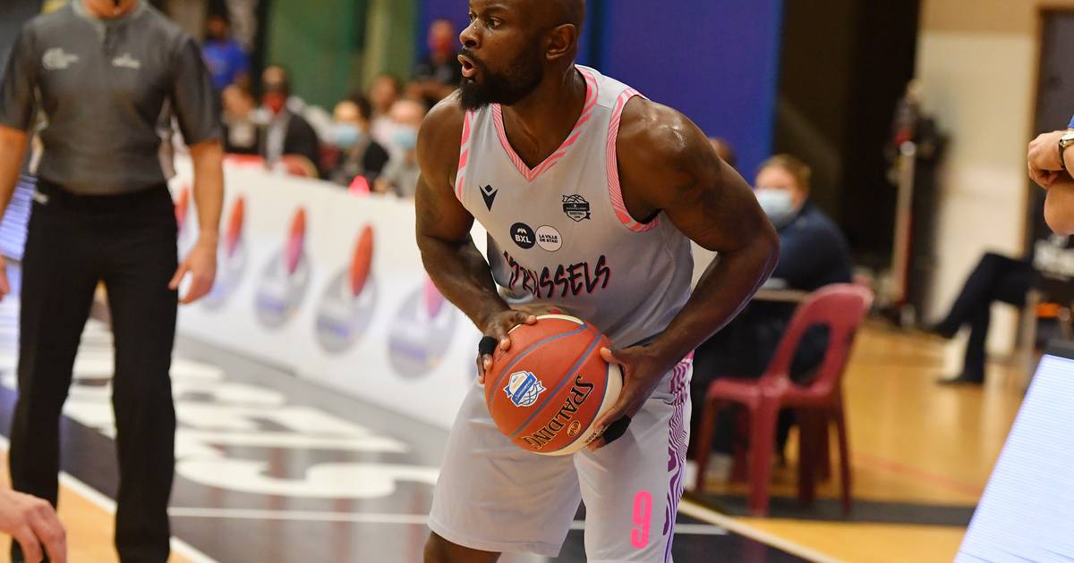 Thomas Massamba en Phoenix Brussels hervatten competitie met dubbele ...