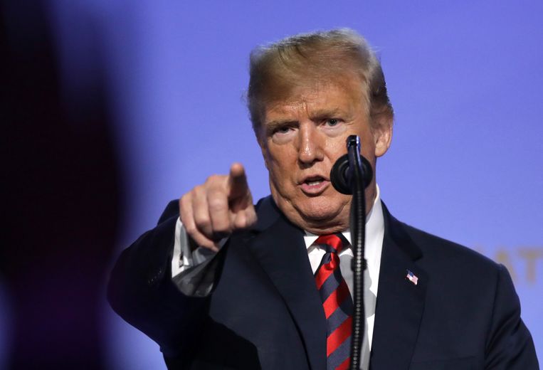 Trump claimt zege bij einde Navo-top en gaat onverwacht vol in de ...