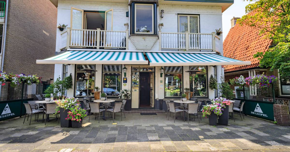 ‘Laatste feessie’ in café De Luifel | Westland | AD.nl