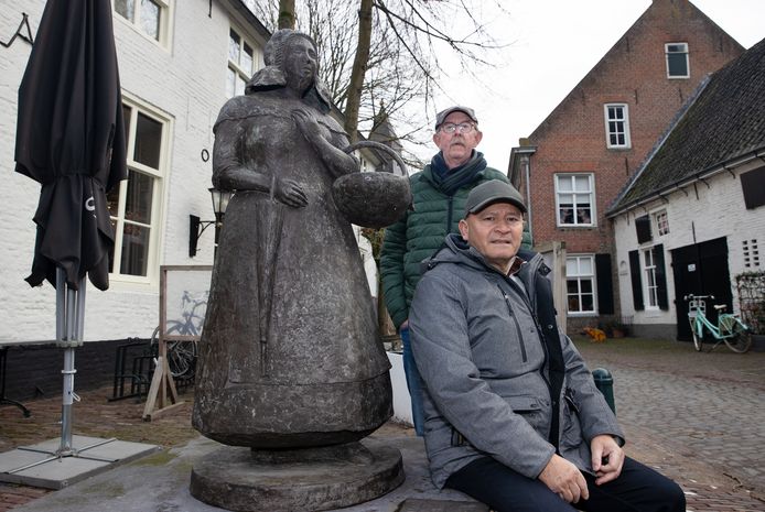 Orskots Dialectcafé wordt interactieve middag; ‘Dialect is niet alleen ...