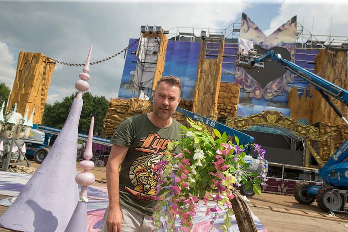 Totaal overdonderde David Brons overweegt extra concert Snollebollekes ...