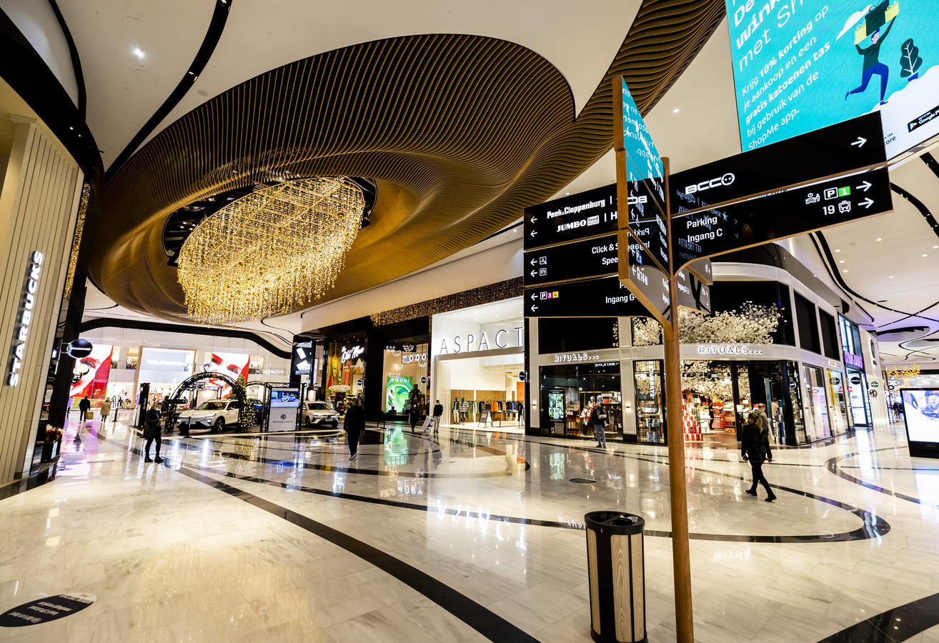 Luxe Mall mag volgende maand al betaald parkeren invoeren: ‘Maar er is ...