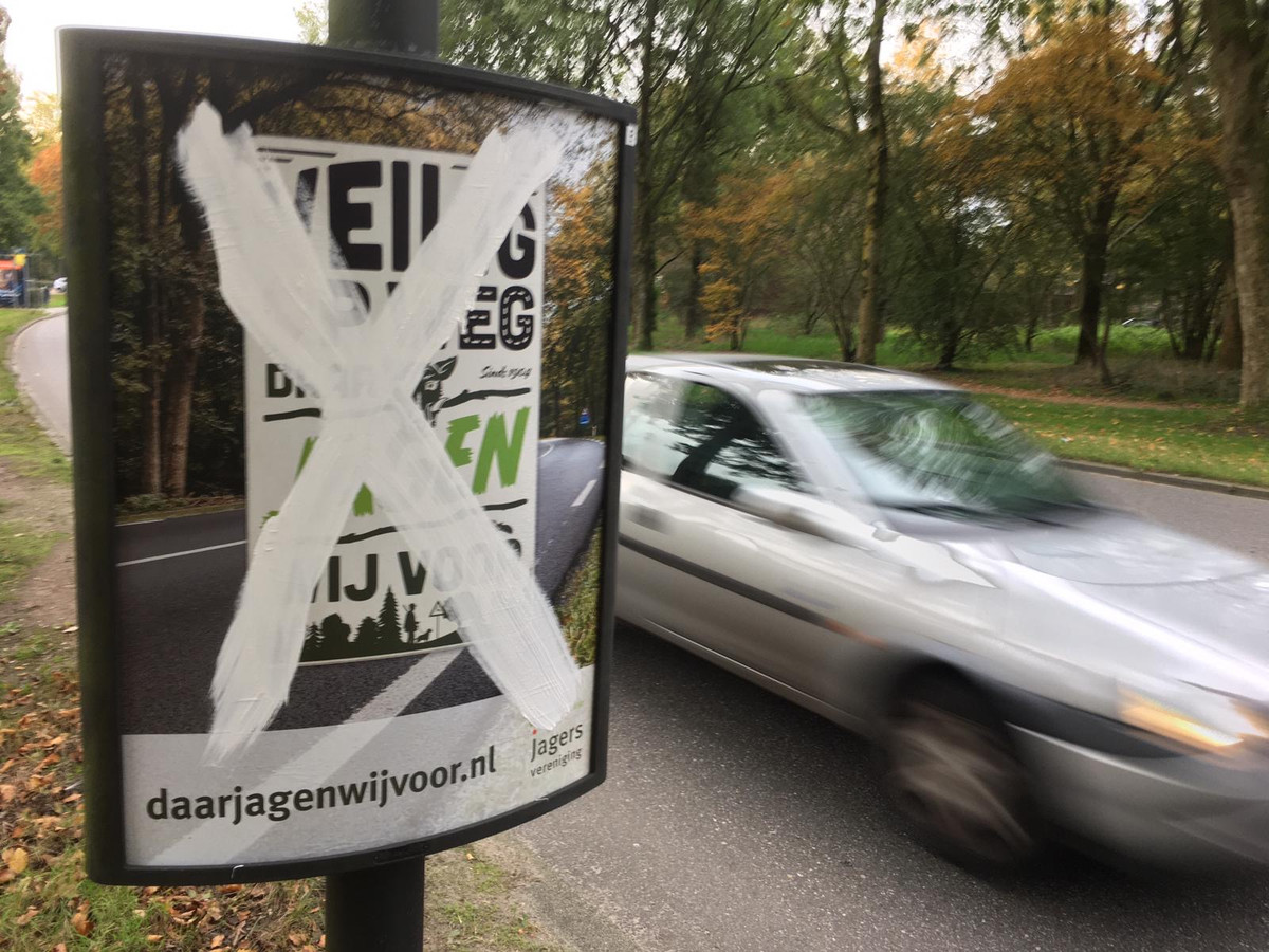 Opsteker voor Jagersvereniging in strijd om ‘omstreden’ slogan (die in ... Opsteker voor Jagersvereniging in strijd om ‘omstreden’ slogan (die in ...
