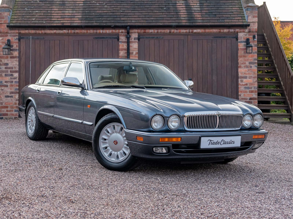 Deze zeven klassieke auto’s gaan volgens Britse experts dit jaar het ...