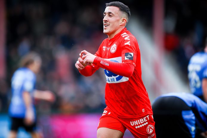 Club Brugge telt zes miljoen euro neer voor Poolse international en wil ...