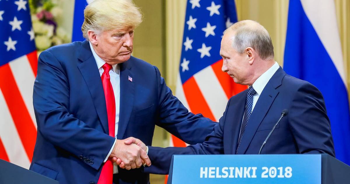 Trump aurait envoyé des tests Covid en secret à Poutine en 2020 alors ...