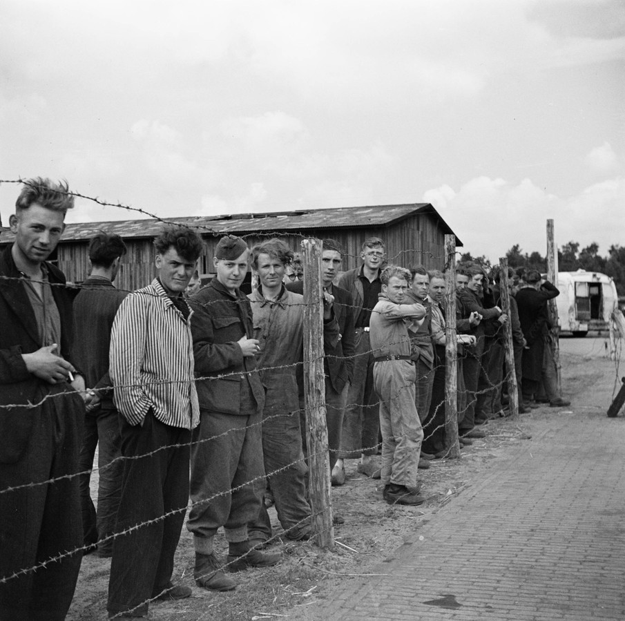 Afgeranseld en vernederd: landverraders WO II in strafkampen mishandeld ...
