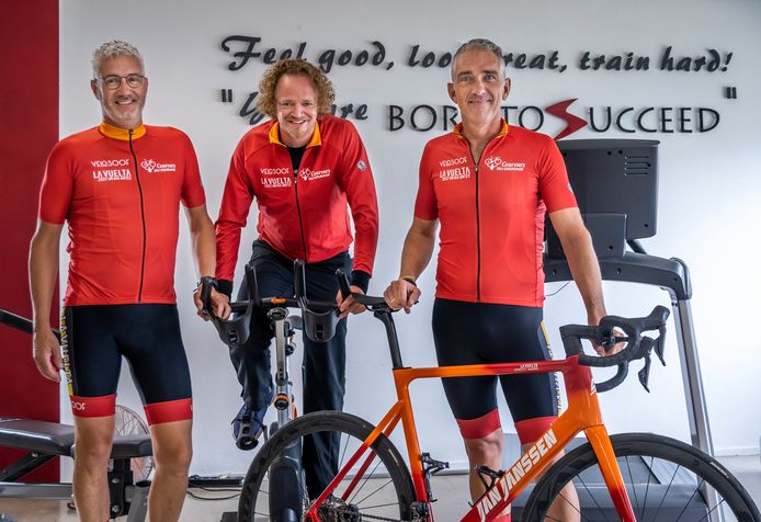 Richard en Walter rijden dezelfde Vuelta-etappes als de profs, maar dan ...