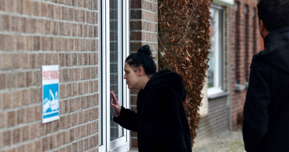 Zus van slachtoffer familiedrama in Pelt (België): ‘Al zo vaak belden we de politie, nu is het ...