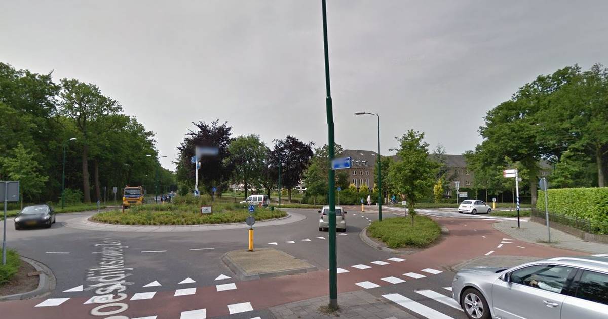 Geen maatregelen voor 'onveilige' rotonde in De Bilt | Utrecht | AD.nl