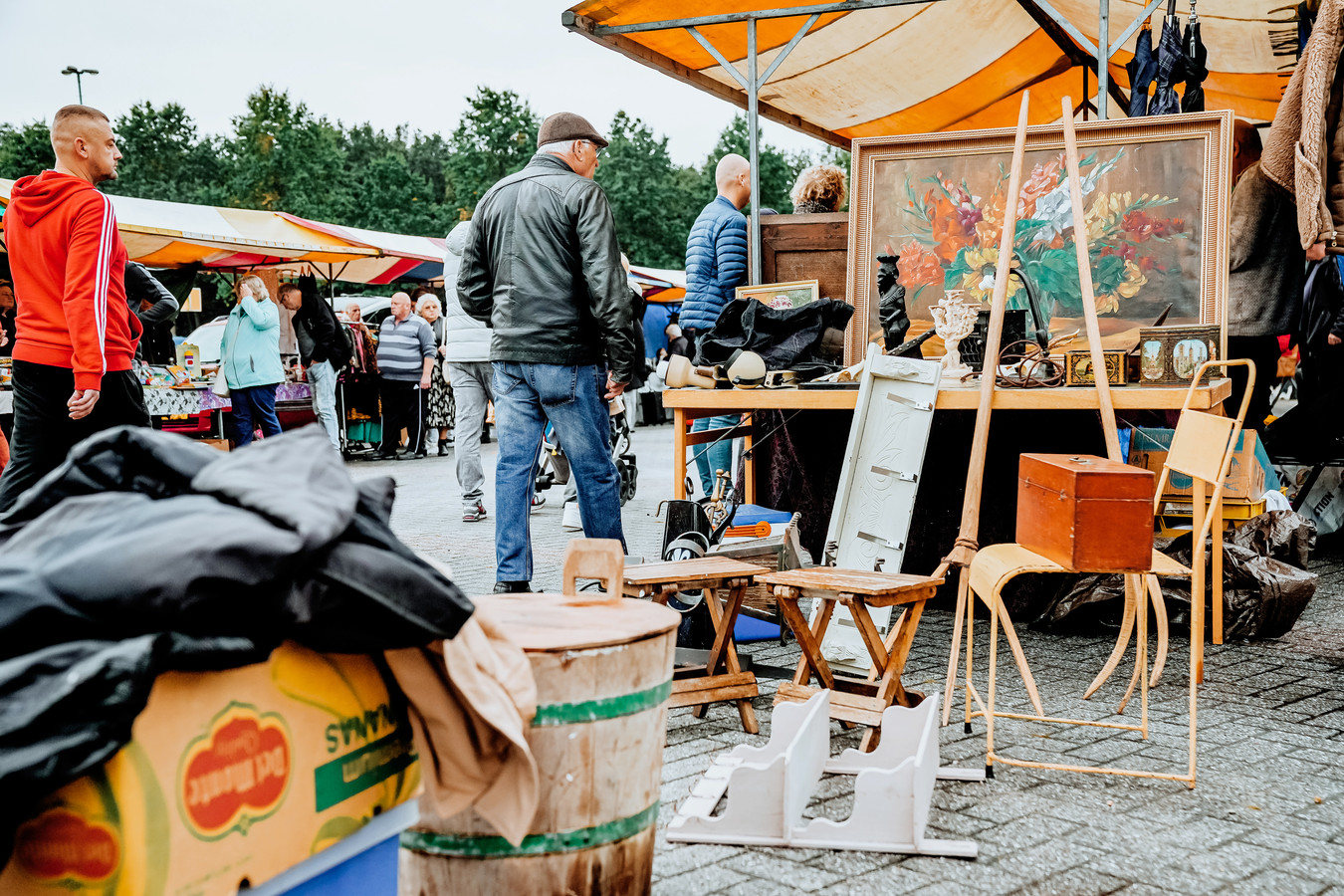Doek valt voor een van de beste regionale vlooienmarkten: ‘Jammer, deze ...