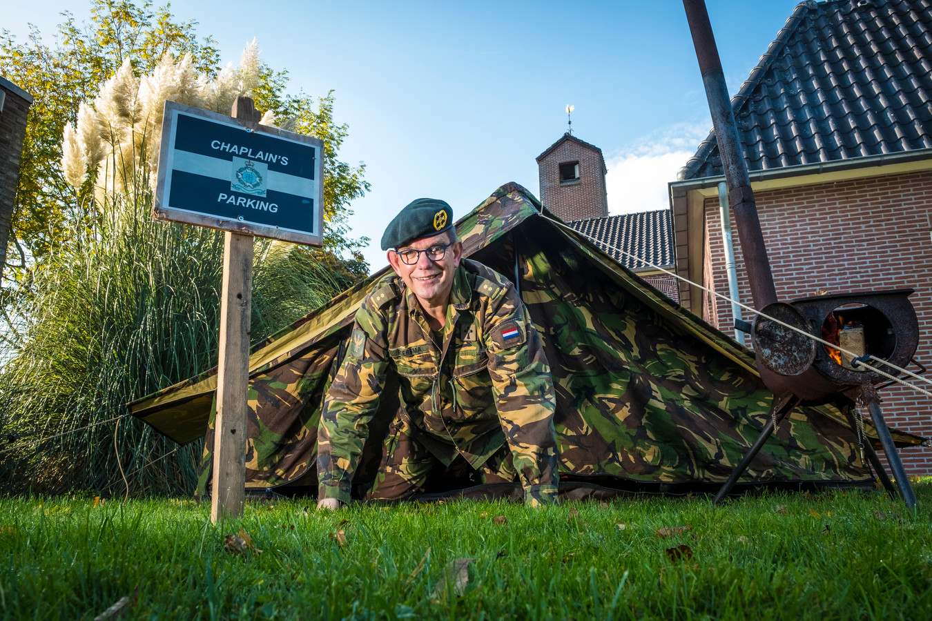 Predikant Mark (59) uit Wapenveld gaat met militair pensioen, maar ...