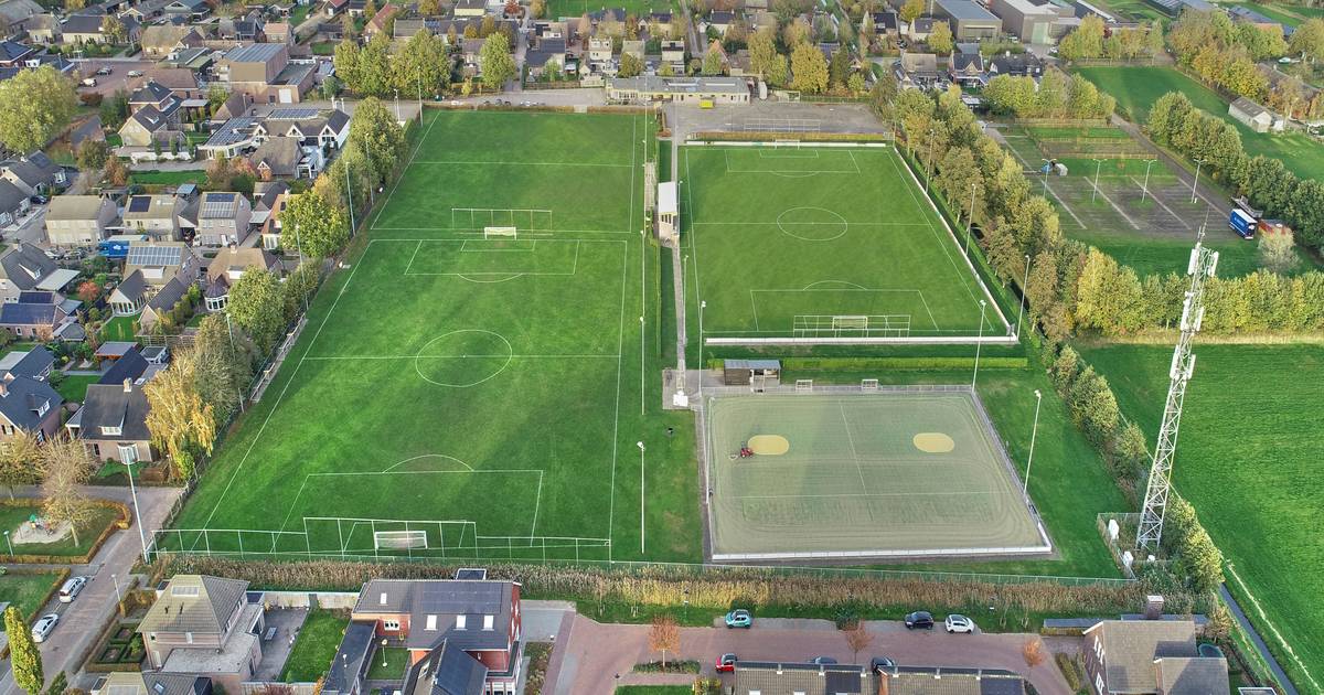 Nu Sportclub Loosbroek een feit is, kunnen de tennisbanen er komen ...