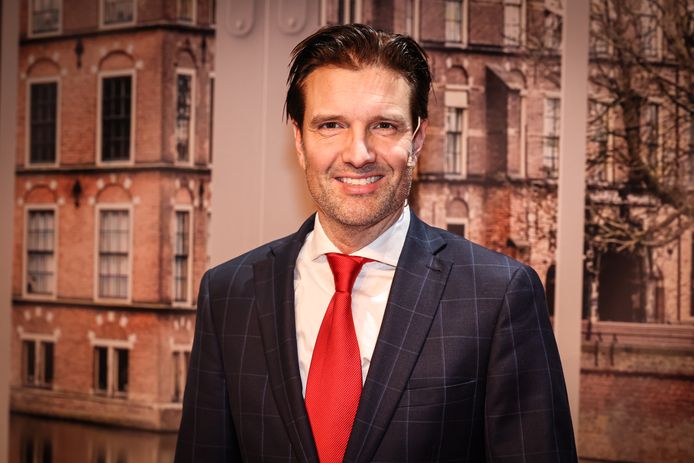 Bas Muijs na hartaanval en gijzeling weer terug op het podium: ‘Hield ...