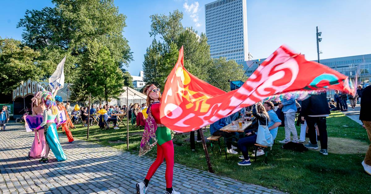 Kunnen we ooit nog in De Zweef? Doek dreigt te vallen voor reizend ...