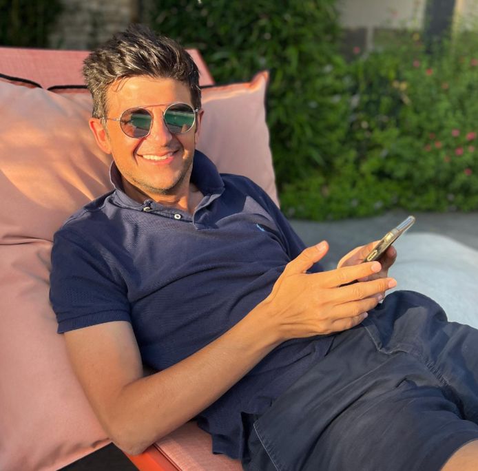 David Antoine amoureux? Il s’affiche au bras d’une belle inconnue en ...