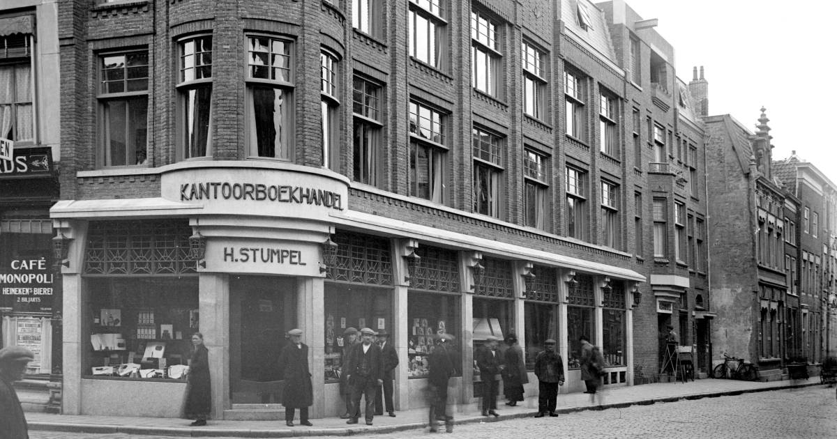 De geschiedenis van bijzonder hoekpand Stumpel: van kantoorboekhandel ...