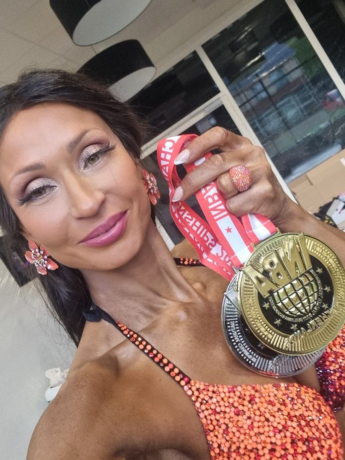 Marsha (49) was heel lang ziek, toen ze eindelijk de kans kreeg te ...