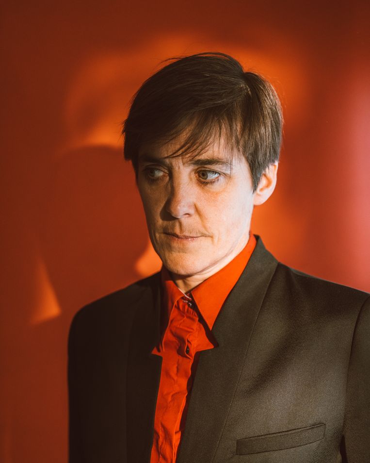 Gaea Schoeters klaagt seksisme in de letteren aan: ‘Meisjes vinden het niet problematisch om ...