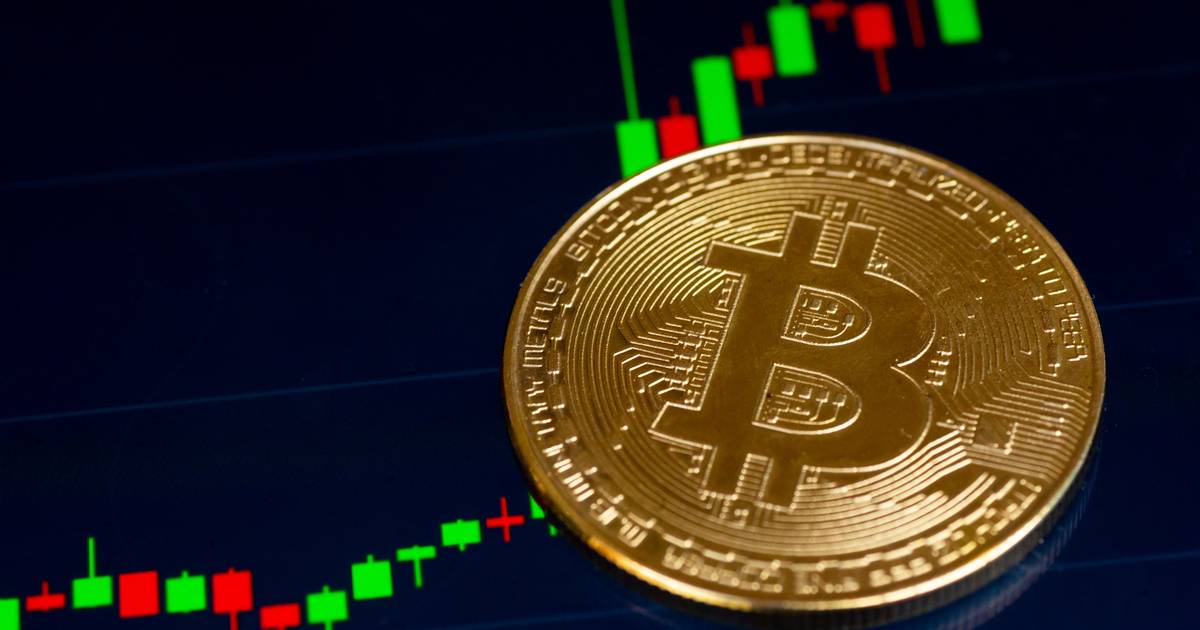 Bitcoin klimt naar 31.000 dollar, hoogste waarde sinds ruim een jaar | Tech | AD.nl