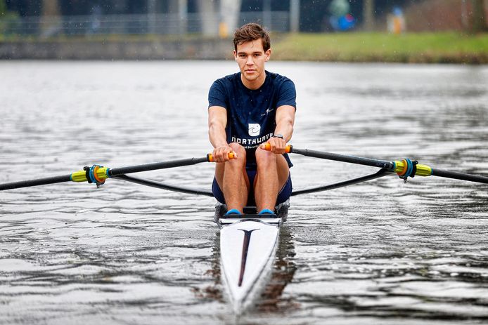 Eli Brouwer blikt terug op clash in Varsity van 2022: ‘Roeien moet je ...