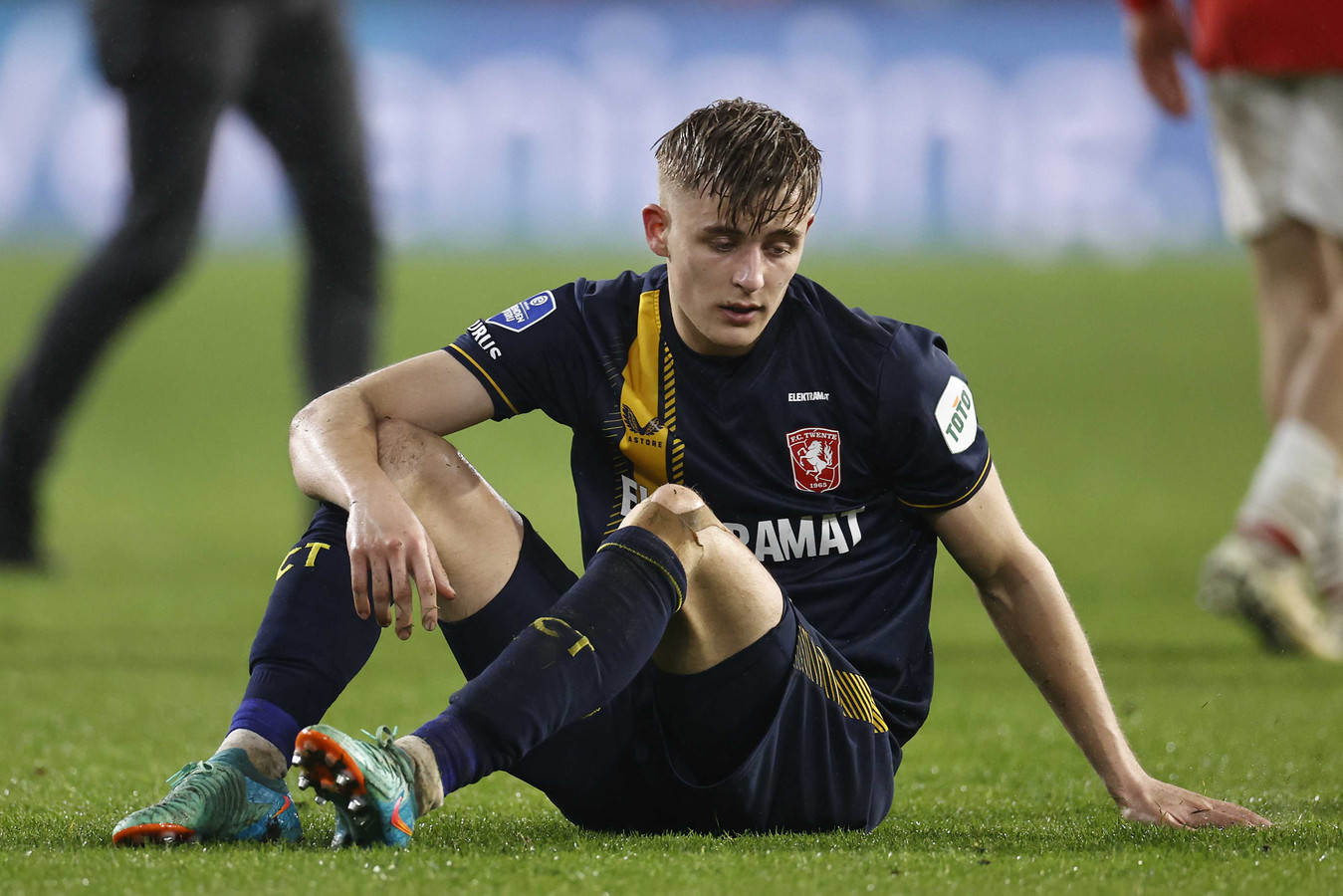 Overal is de woede groot over scheidsrechter Joey Kooij, maar bij FC ...