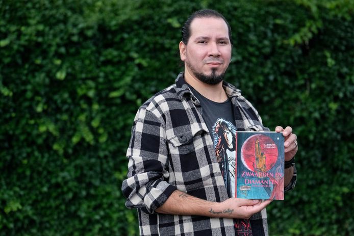 Peruaanse Mechelaar lanceert fantasiesaga: “Kinderen vragen wanneer zij ...