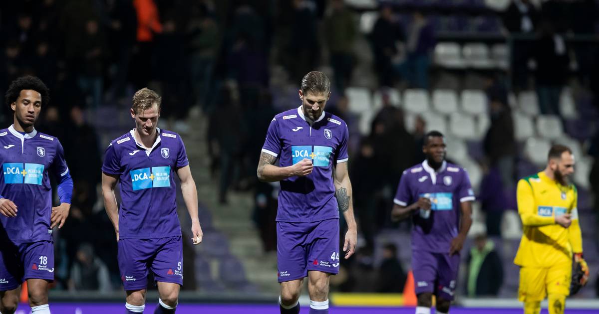 Football Talk. Beerschot zet 2020 somber in: 1B-leider verspeelt punten ...