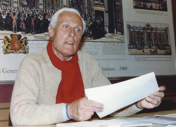 Journalist Willem Oltmans werd decennialang gevolgd door FBI en CIA ...