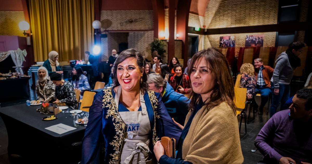 Rozenburgse Amel (40) pakt jury van Heel Holland Bakt in tijdens finale ...