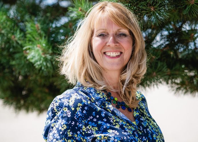 Diagnose ‘kanker’ was vreselijk, maar de kleurrijke Wietske (1963-2023) bleef genieten van het ...