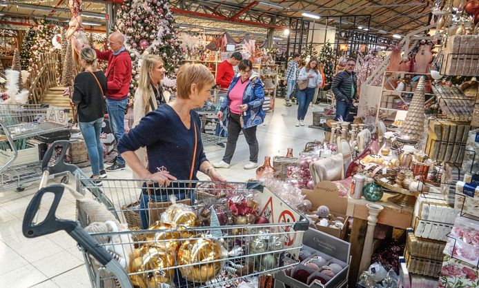 Floralux pakt uit met kerstdorp van 2500m², blikvanger is kersttrein ...