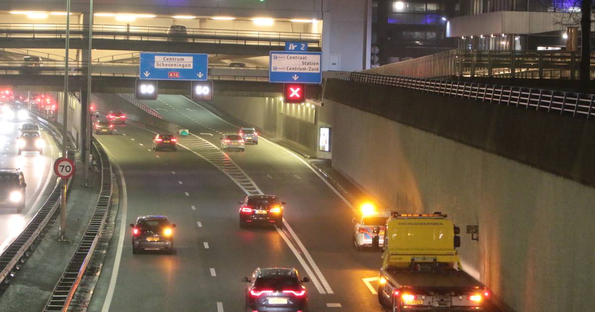 Vertraging op Utrechtsebaan: Botsing met auto met CD-kenteken | Den ...