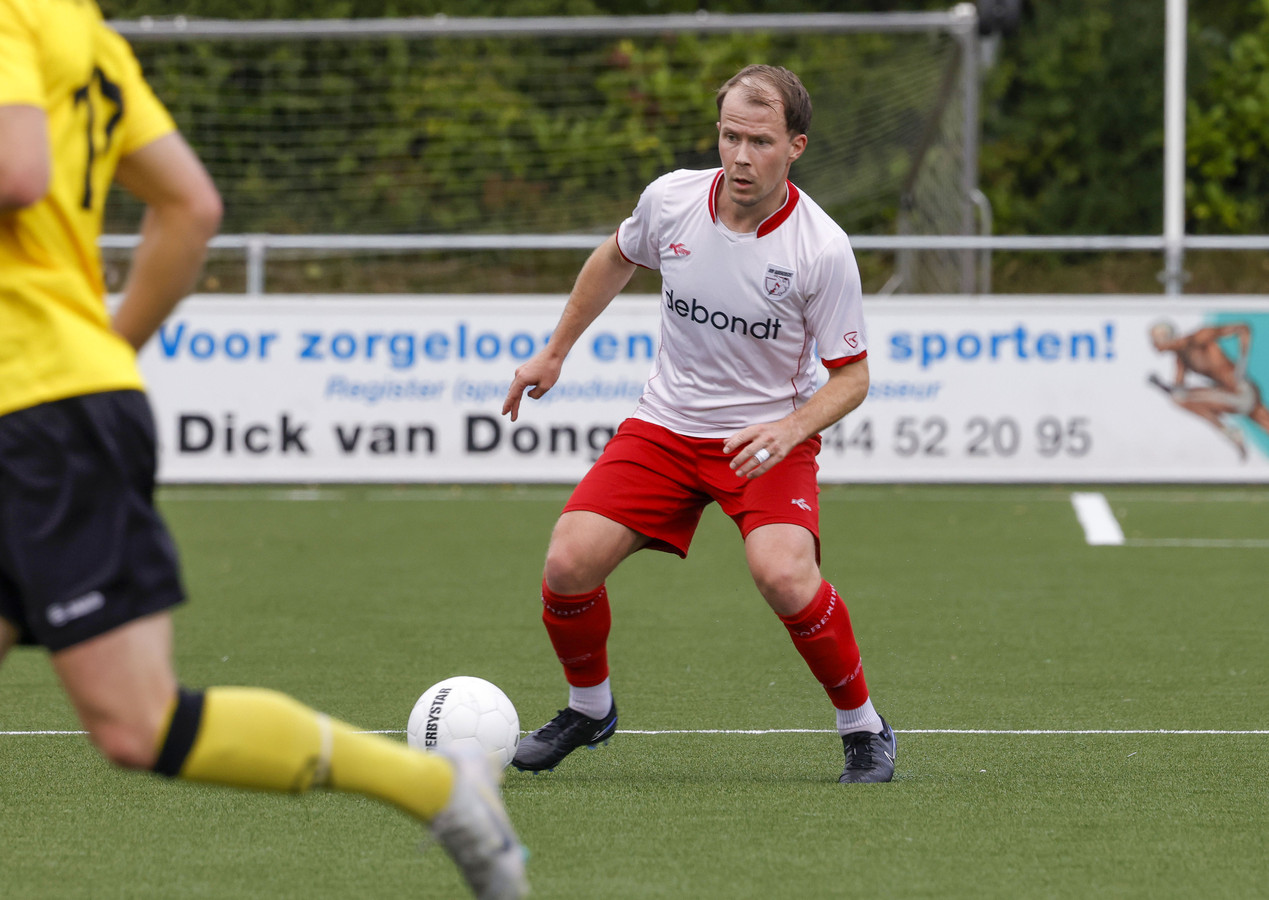 Waarom het opnieuw wisselvalligheid troef is bij Barendrecht | Foto | AD.nl